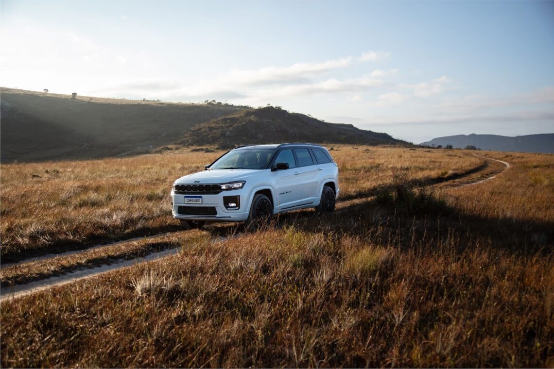 Jeep presenta la nueva Commander 2026: lujo y versatilidad
